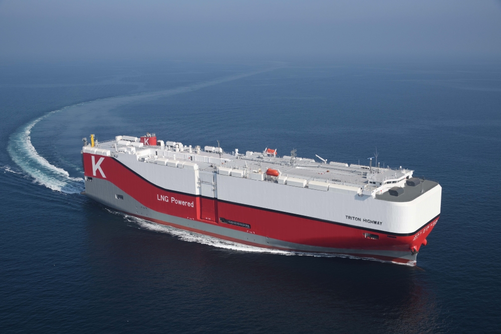 LNG-fueled car carrier “TRITON HIGHWAY” with a 7,000-vehicle capacity delivered to “K” LINE ...